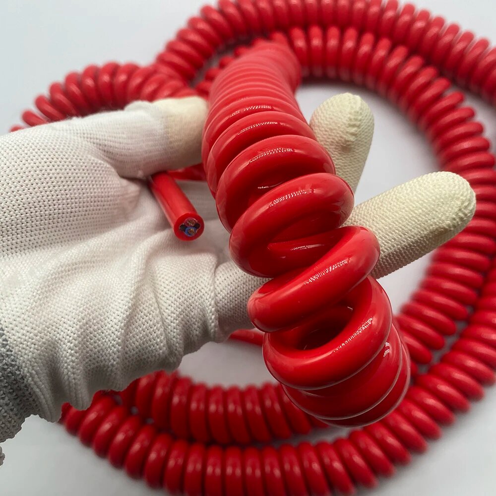 Пружинный шнур питания Sincelian красный 1,5 кв. мм stretch 3meters