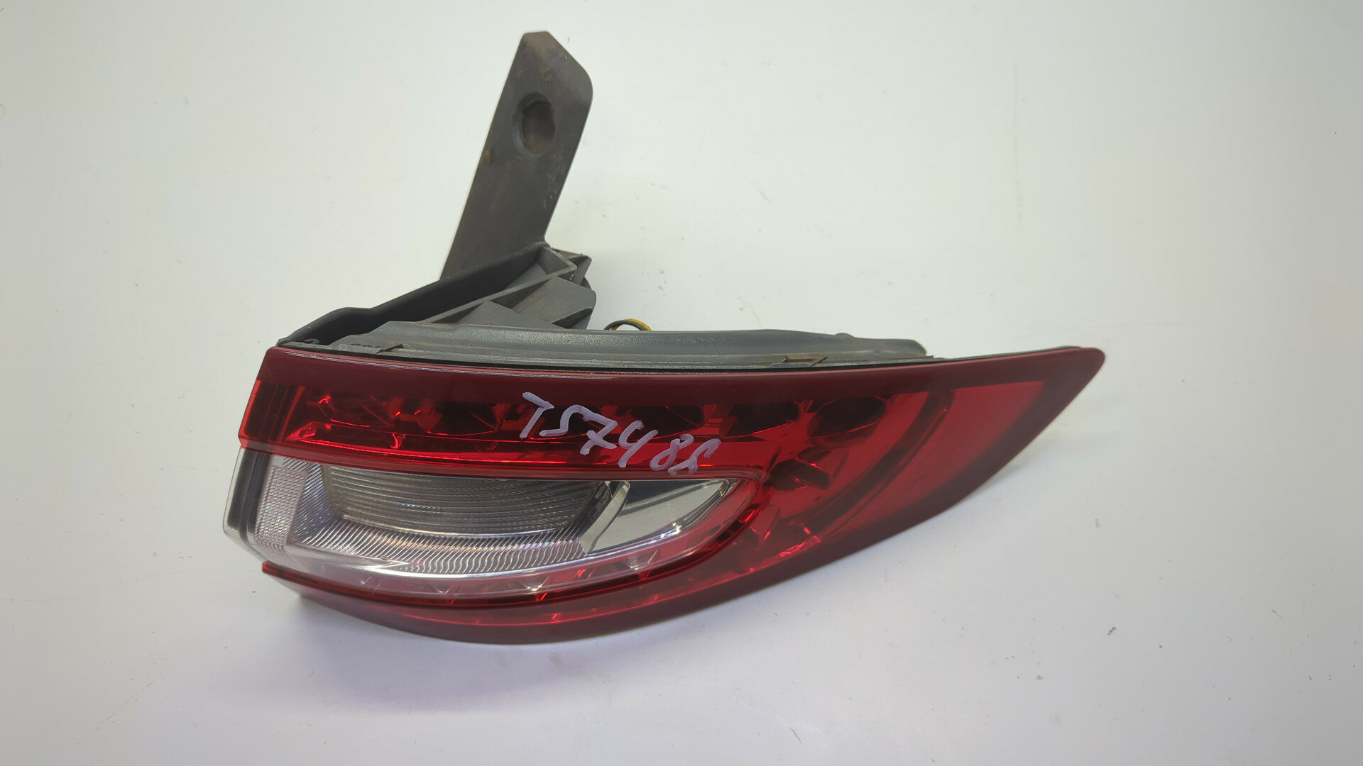 Фонарь (задний) правый Ford Mondeo 5 Б/У