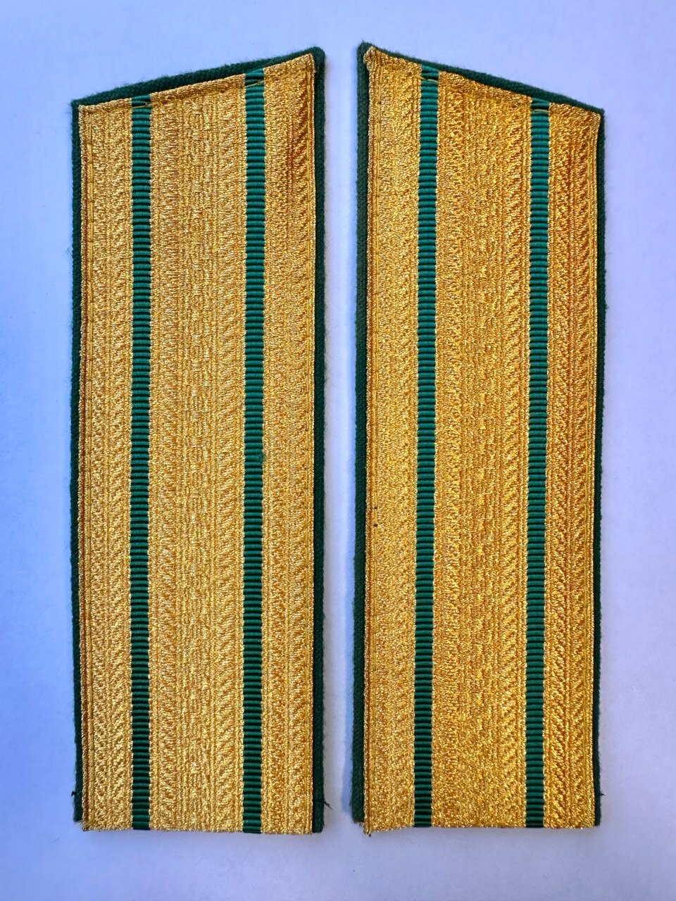 Погоны Пс Фсб парадные золотые два просвета Кляммеры в комплекте Картон Скос 17см