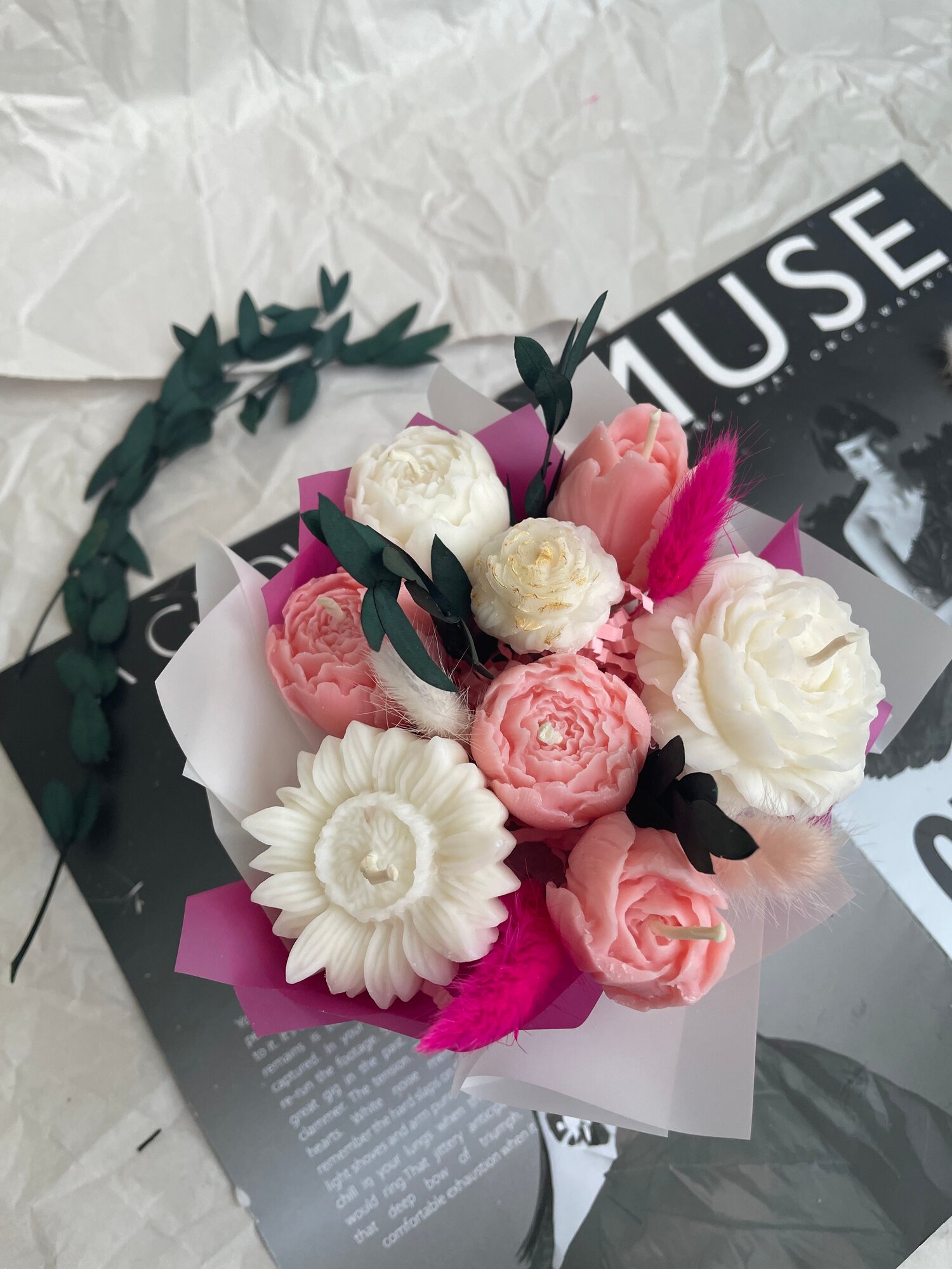 Букет из свечей в форме цветов, подарок для женщины на день рождения или 8 марта