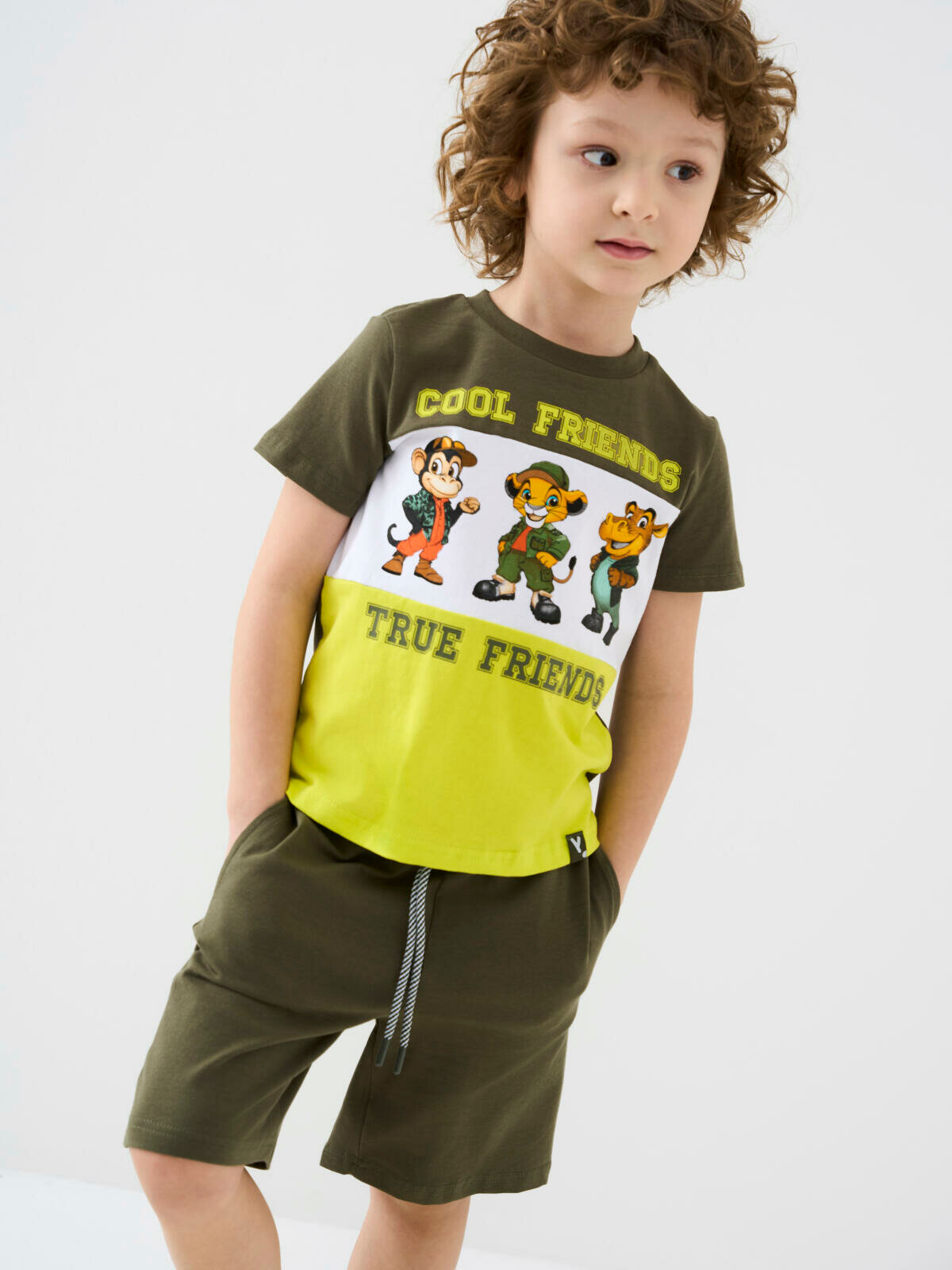 Комплект одежды