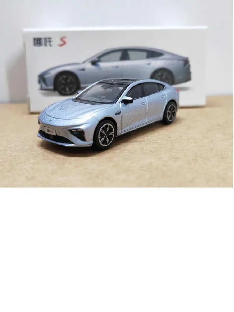Машинка металлическая Kоллекционная модель 1:64 Nezha S New Energy Vehicle