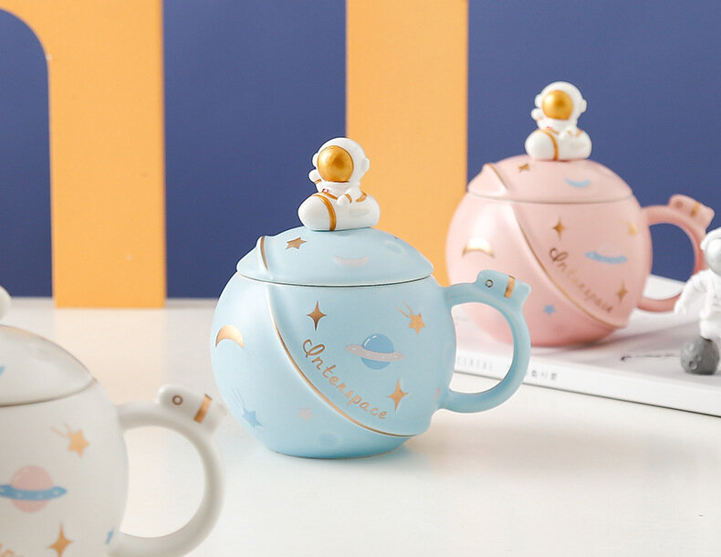 Кружка-космонавт, керамическая, с крышкой и ложкой, синяя, 420мл