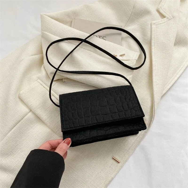 Ретро модный кошелек, сумочка, новая стильная женская маленькая квадратная сумка, однотонная сумка через плечо, сумка-мессенджер, black, SKU01154