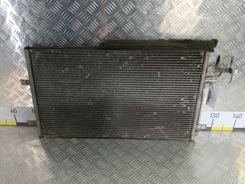 Радиатор кондиционера Б/У для FORD Focus II (2005—2008) 1516838