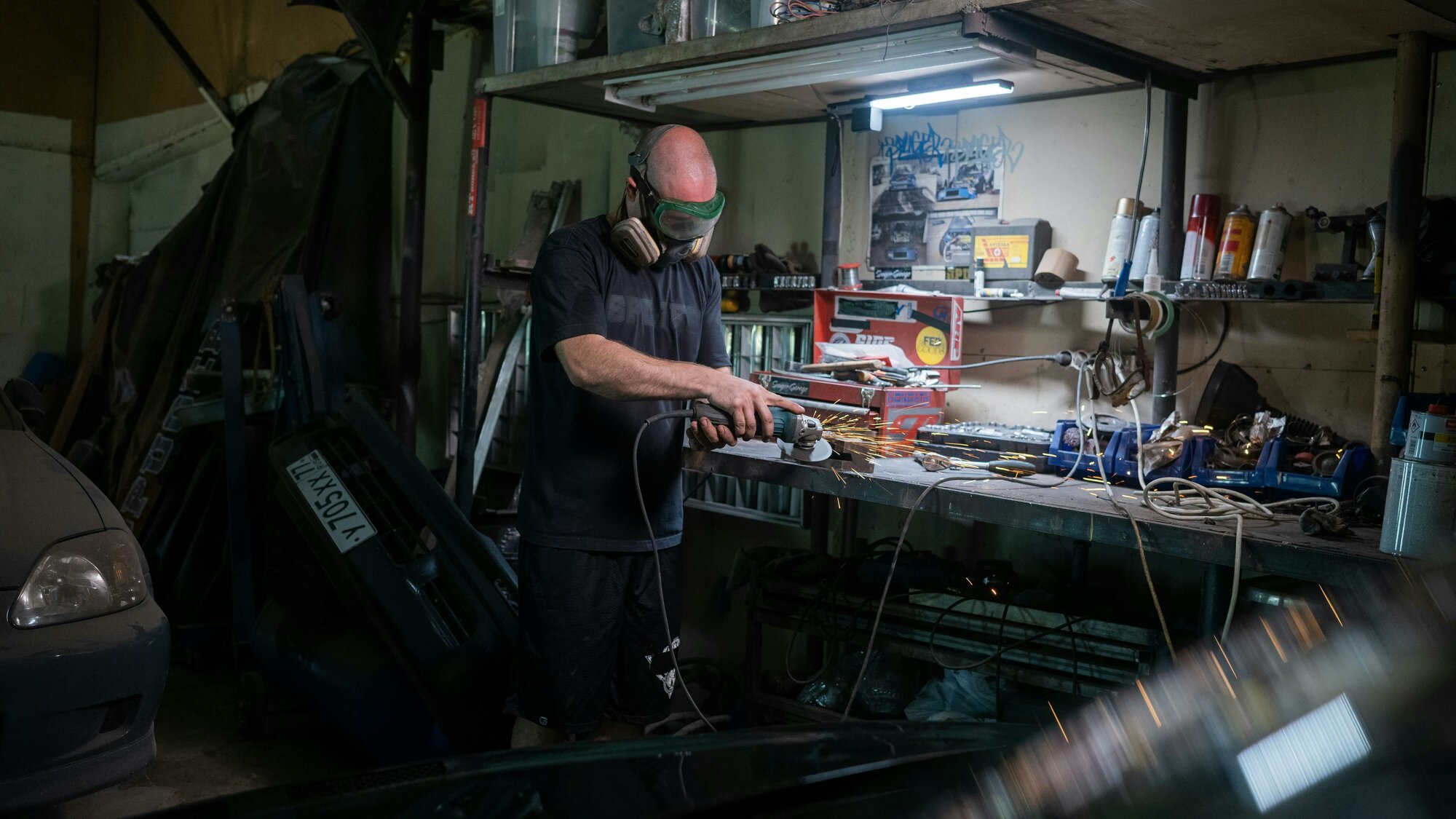 Картина на холсте 60x110 LinxOne "Автомобиль, интерьер для дома / декор на стену / дизайн