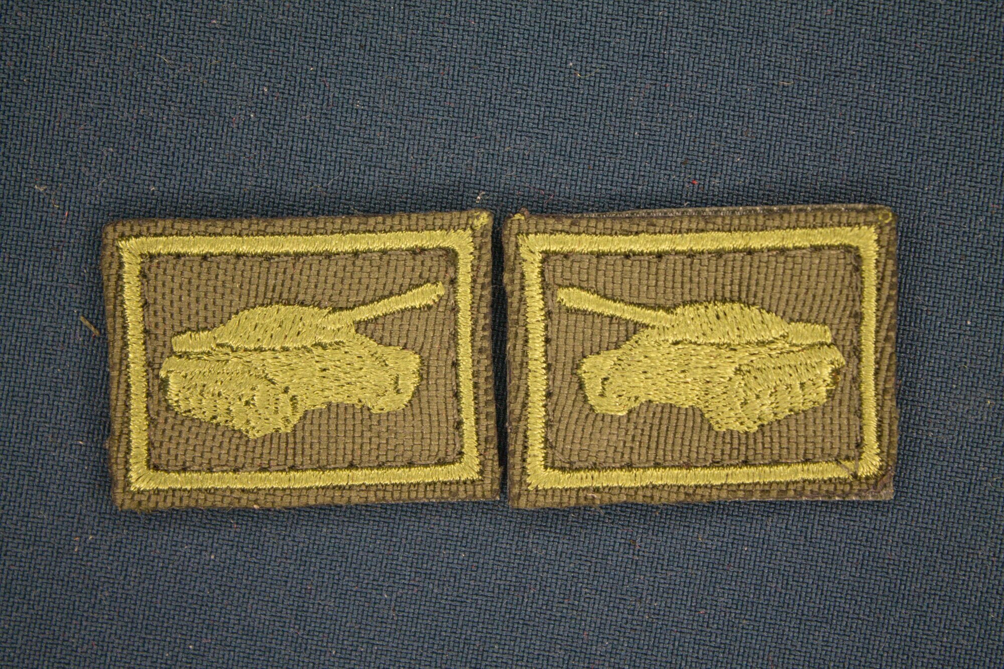 Шеврон, Петлицы танковые войска, полевые, хаки