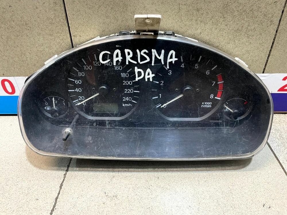 Панель приборов Mitsubishi Carisma DA MR308402