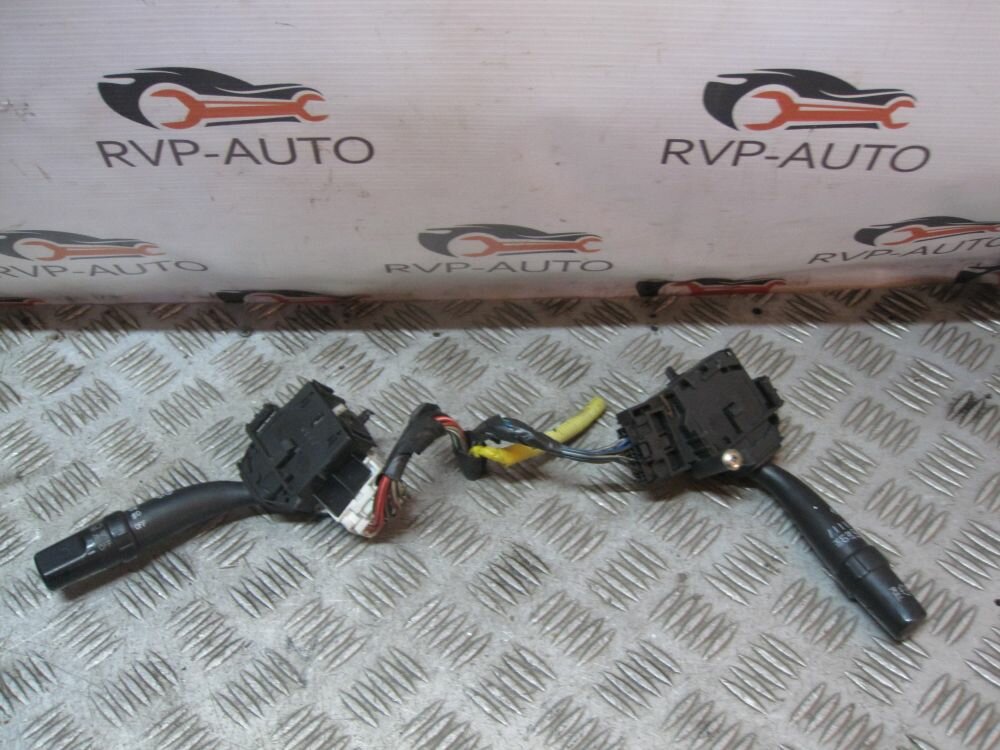 Переключатель подрулевой Geely MK 2008-2015 574018121201