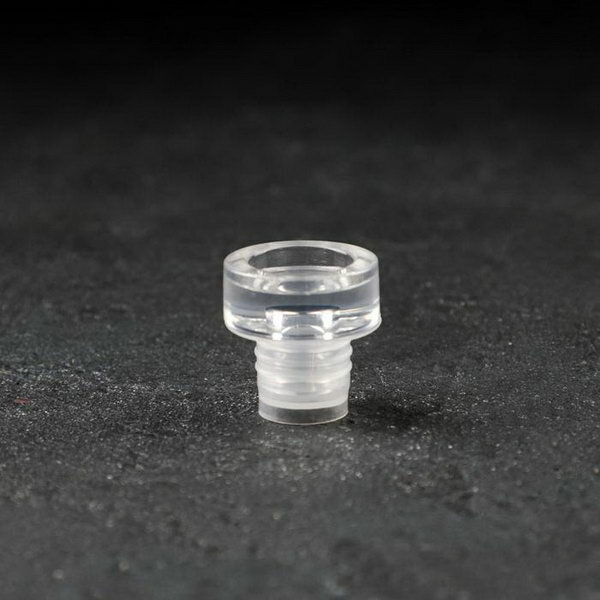 Пробка "Белуга", цвет: прозрачный, материал крышки: стекло, размер упаковки: 3 x 3.5 x 3 см.