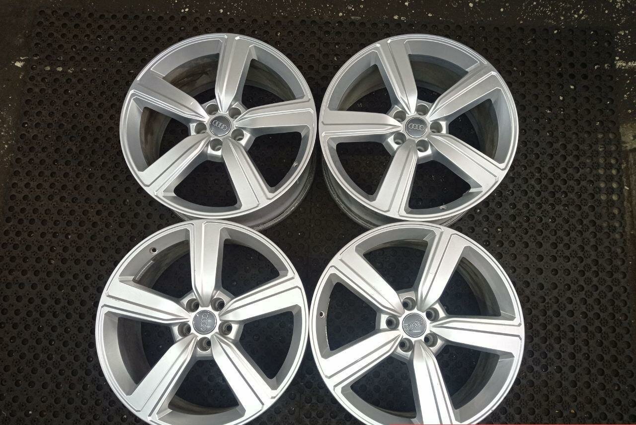 Колесные диски Audi 20x9 PCD 5x112 D66.6 ET38 Серебристый (оригинал)