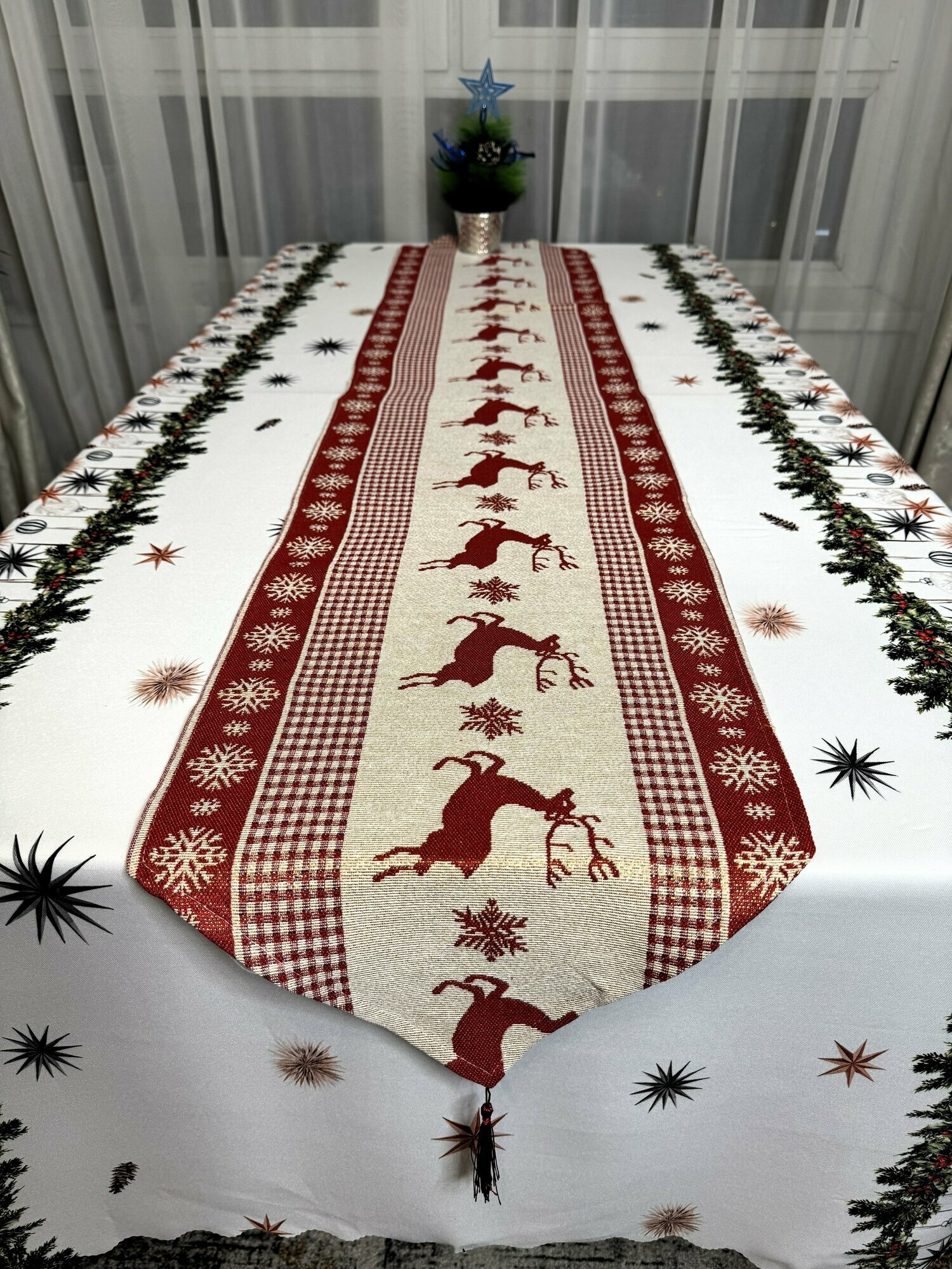 Дорожка Новогодняя на стол с люрексом