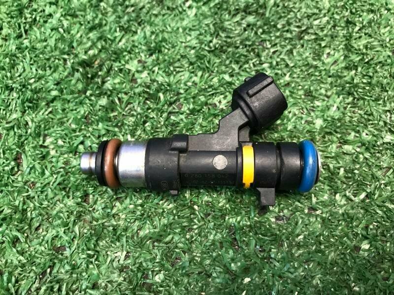 Форсунка Infiniti FX35 S50 3.5 VQ35DE (б/у) 0280158042