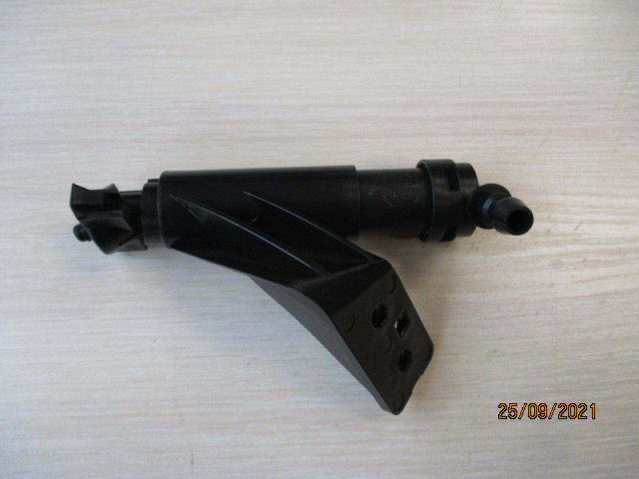 Форсунка омывателя фары правая совместима с Hyundai Santa Fe 3 DM 2012-2015 98672-2W000