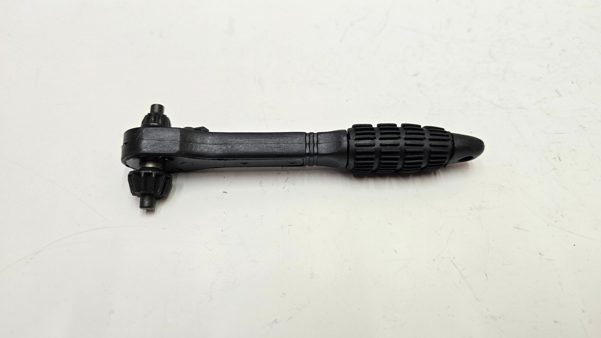 Универсальная трещотка для ручной дрели 2 в 1 гаечного ключа, патрона, ручки