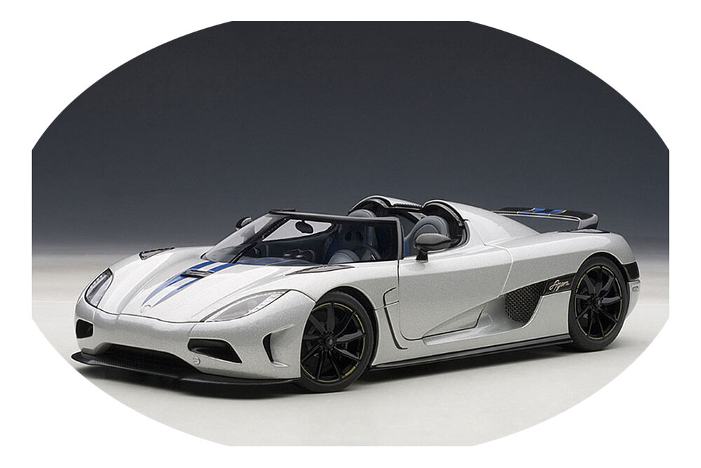 Модель коллекционная AUTOART Koenigsegg agera spider 2011 topaz silver grey / кенигсегг агера серебристый