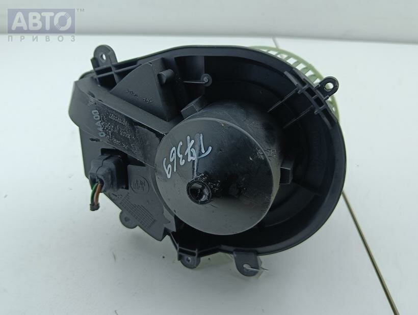 Двигатель отопителя (моторчик печки) Volkswagen Passat B5