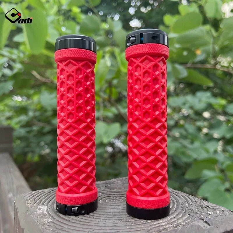 Ручки для велосипеда ODI Vans-Red, красные