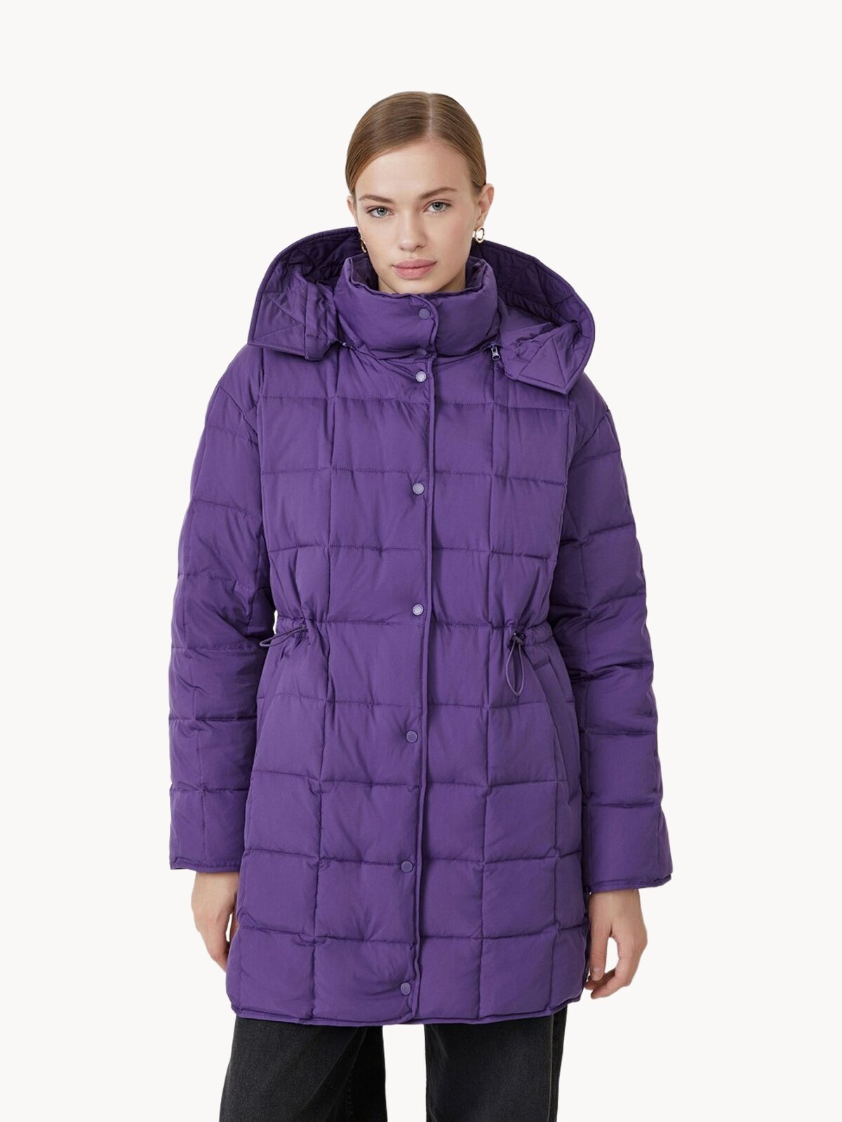 Пуховик B0023549