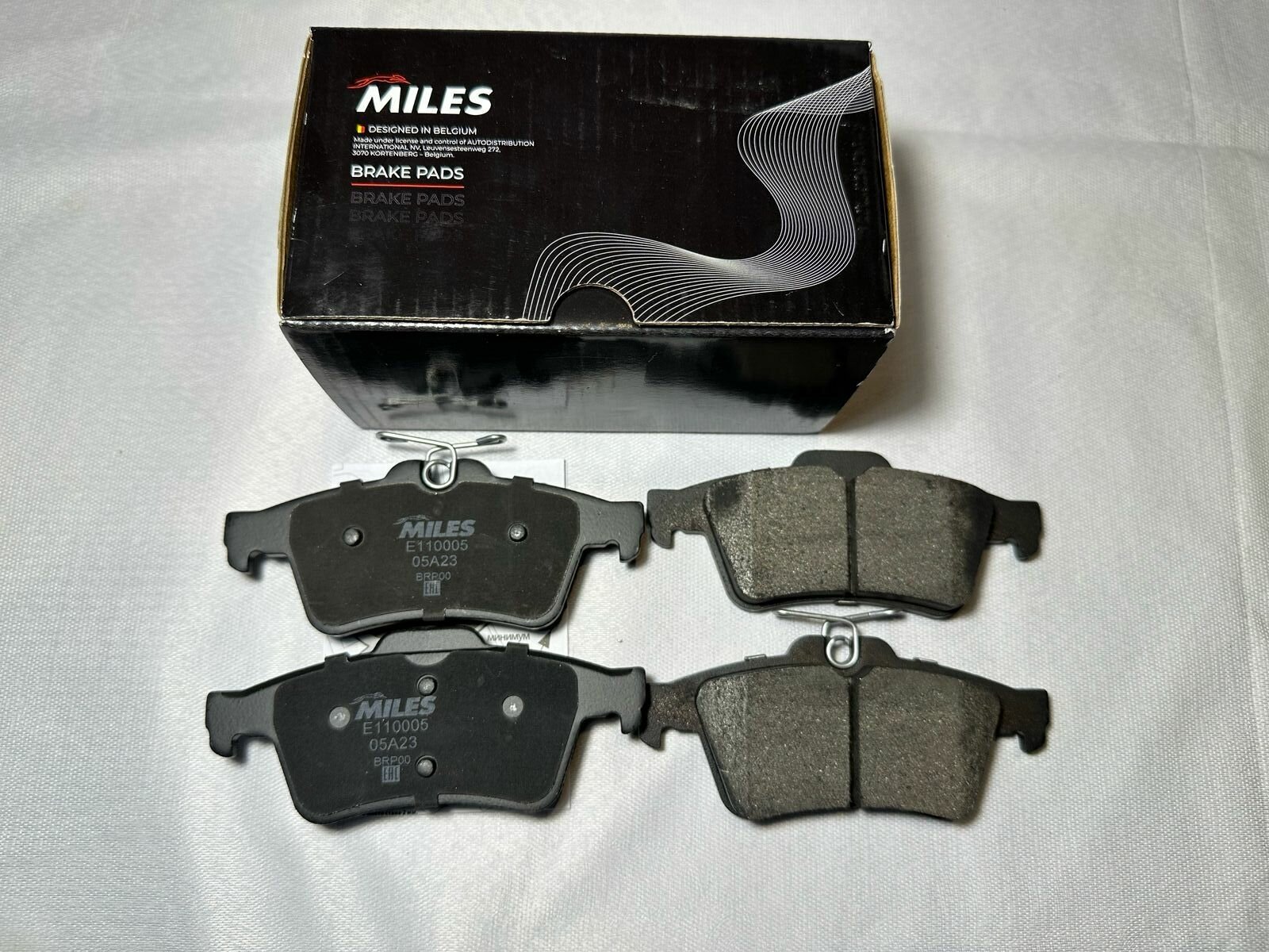 Колодки тормозные задние (без датчика) (Смесь Semi-Metallic) FORD FOCUS II/III/MAZDA 3/OPEL VECTRA C