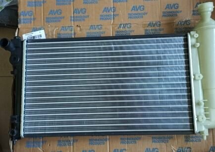 Avg ZPE2262-61276-B Радиатор охлаждения двс