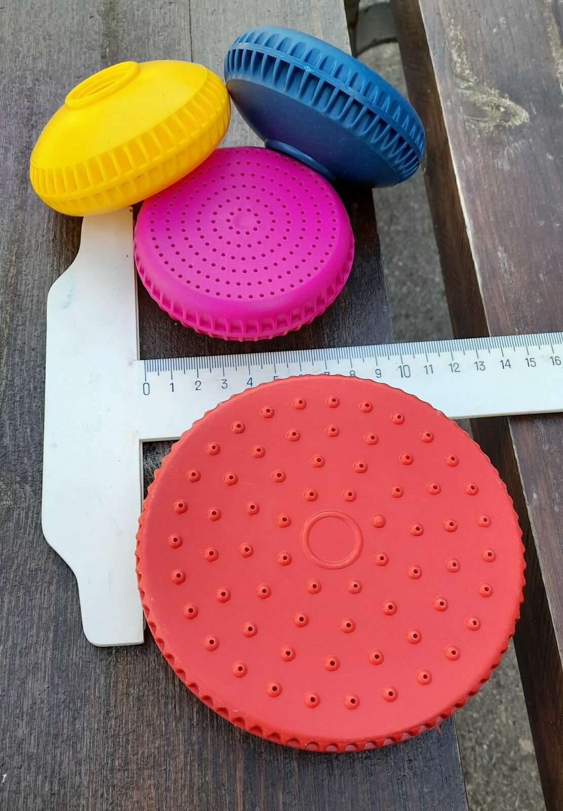 Рассеиватель для летнего душа насадка 4шт (пластик, цветной) (1/2") / Лейка для летнего душа/