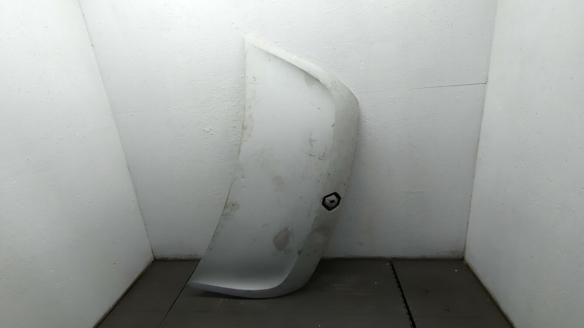 Капот Renault Master 2010- Б/У