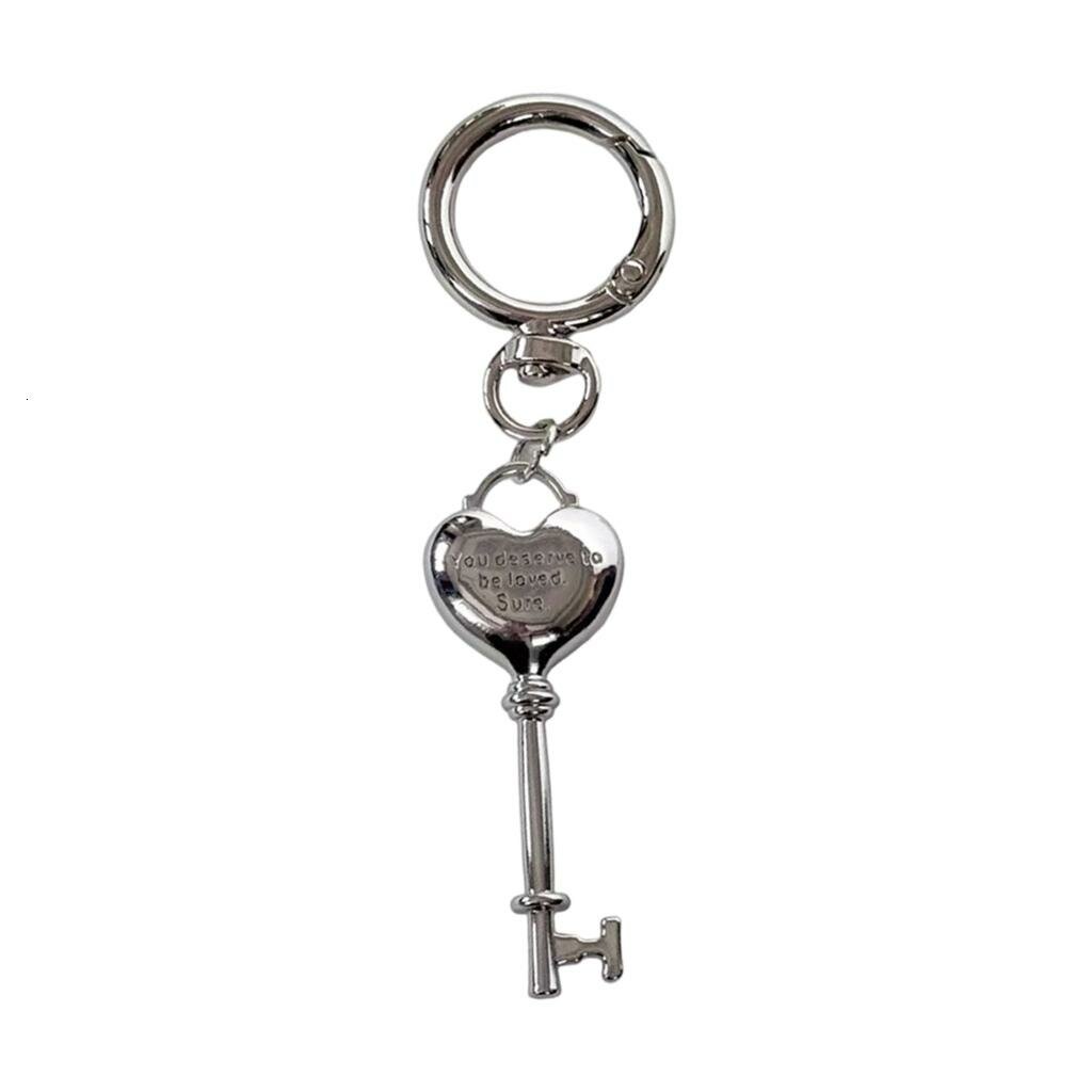 Сердцевидный брелок из сплава, Серебро