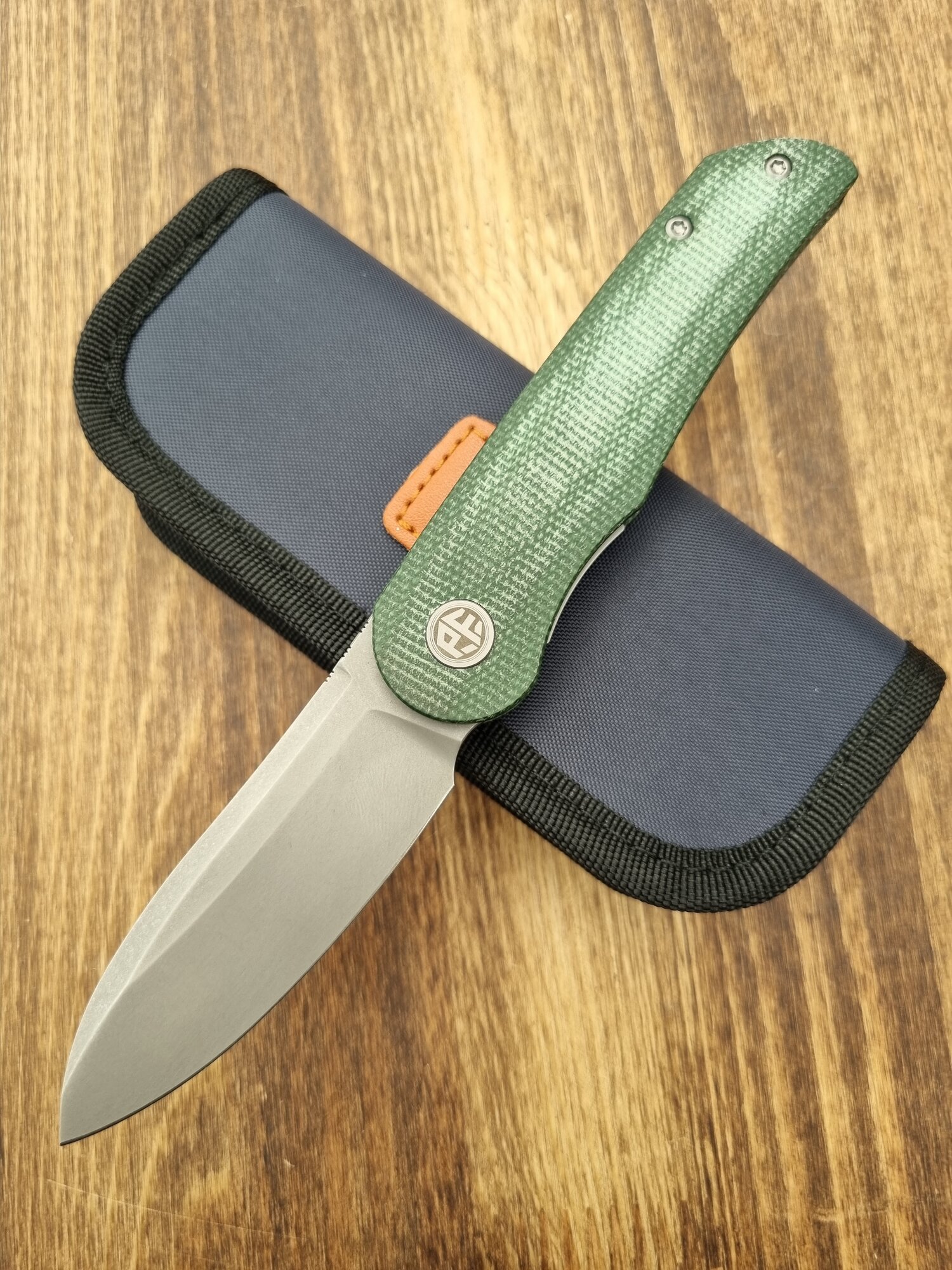 Складной нож Petrified Fish PFE16GRMGAW "El Camino", N690 сталь, 187мм, микарта