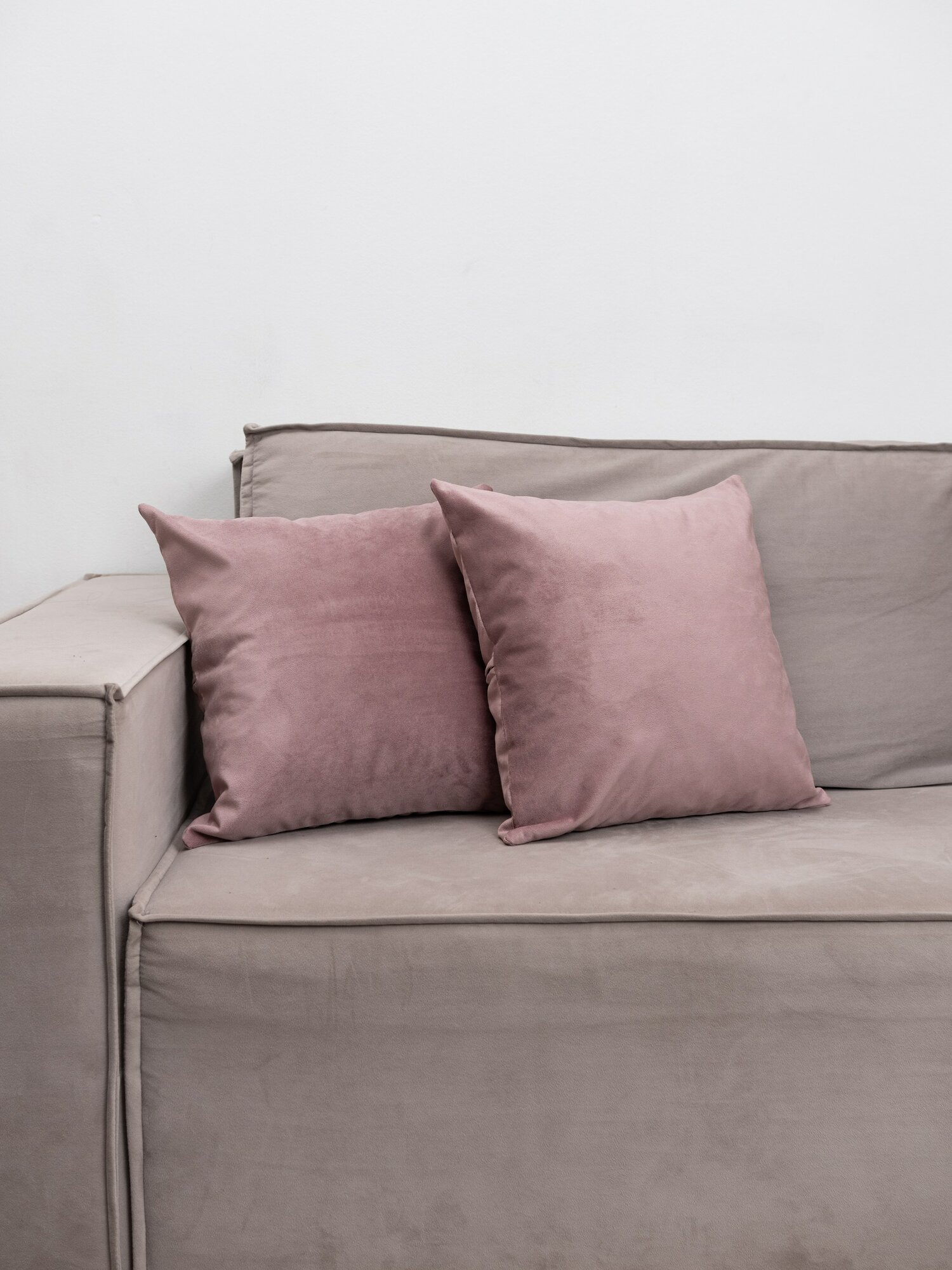 Подушка декоративная, велюр, пудровая, съемный чехол, 2 шт