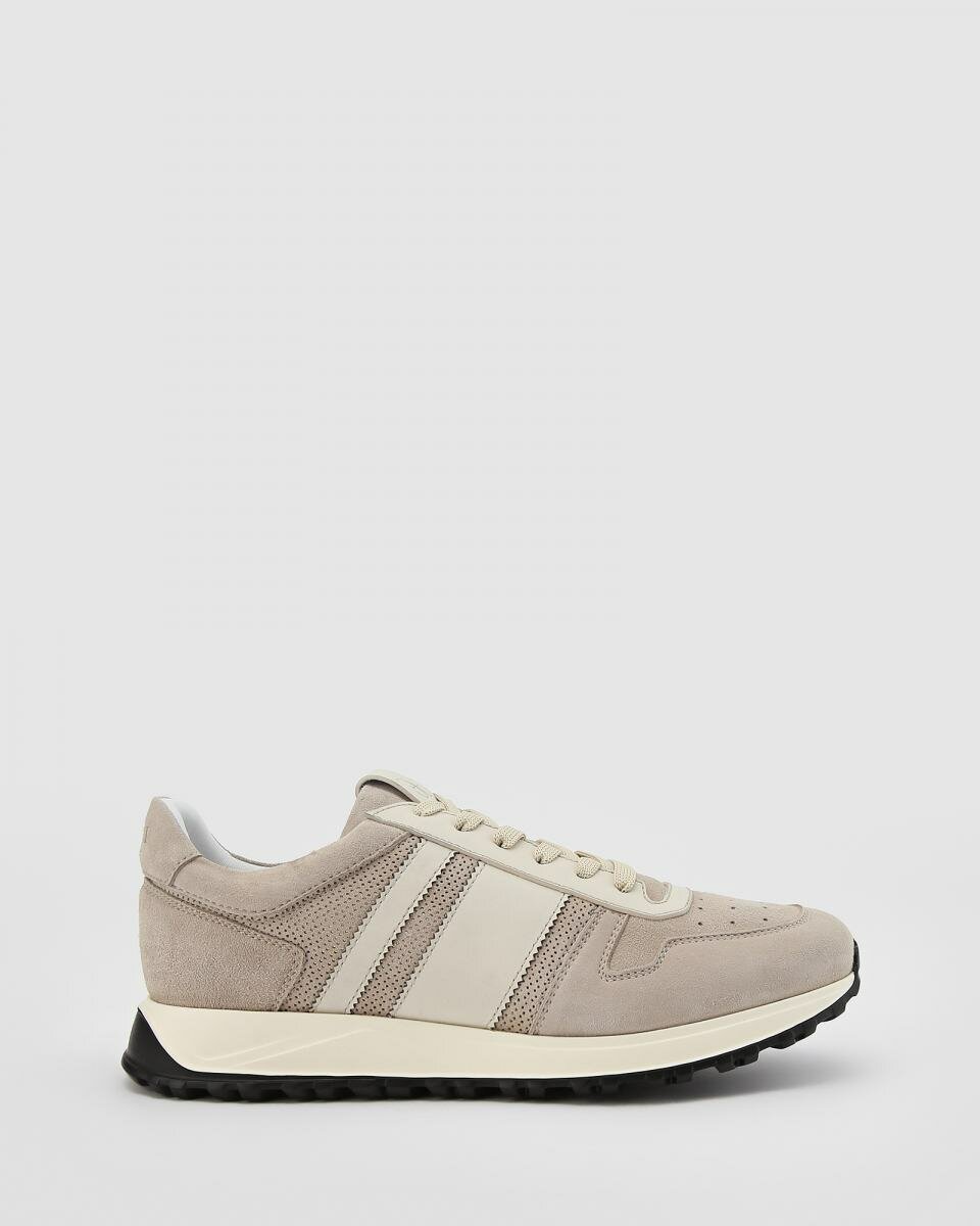 Кроссовки повседневные