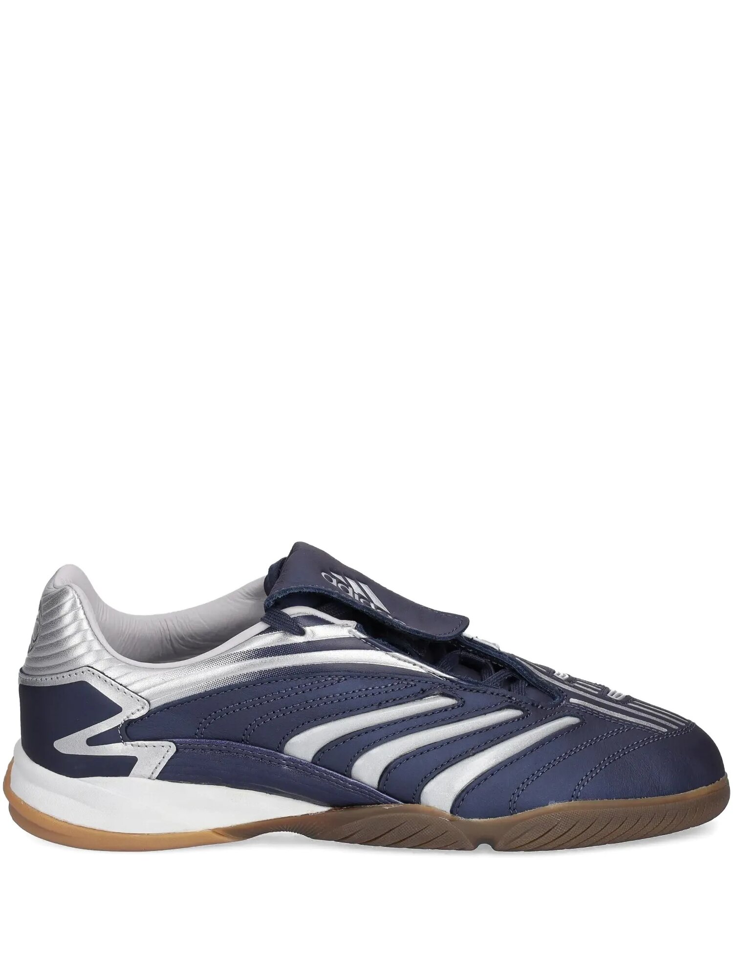 Кроссовки adidas Predator