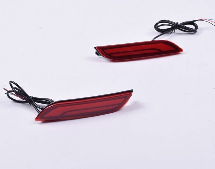 2018 Тойота Камри модифицированный задний бампер с мигающим стоп-сигналом