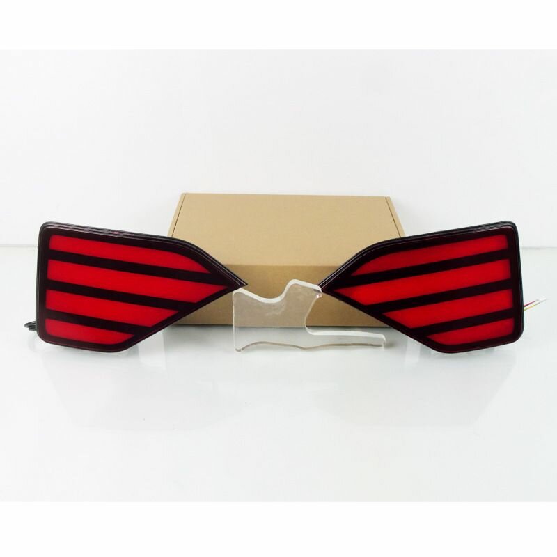 Тойота Вокси 90/NOAH90/VOXY90 2022-2023 Задний фонарь на бампере, стоп-сигнал