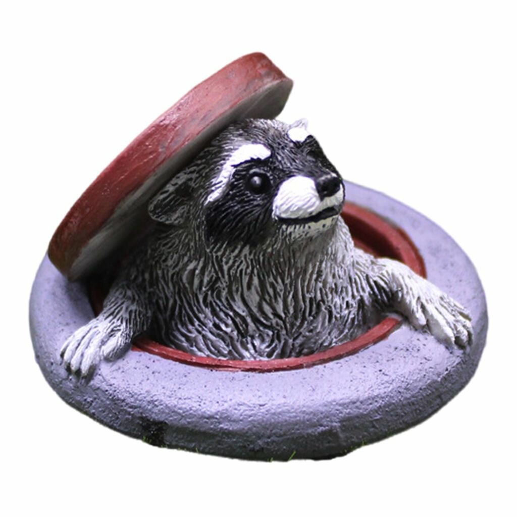 Декоративная скульптура, Сувенир с енотом под крышкой люка