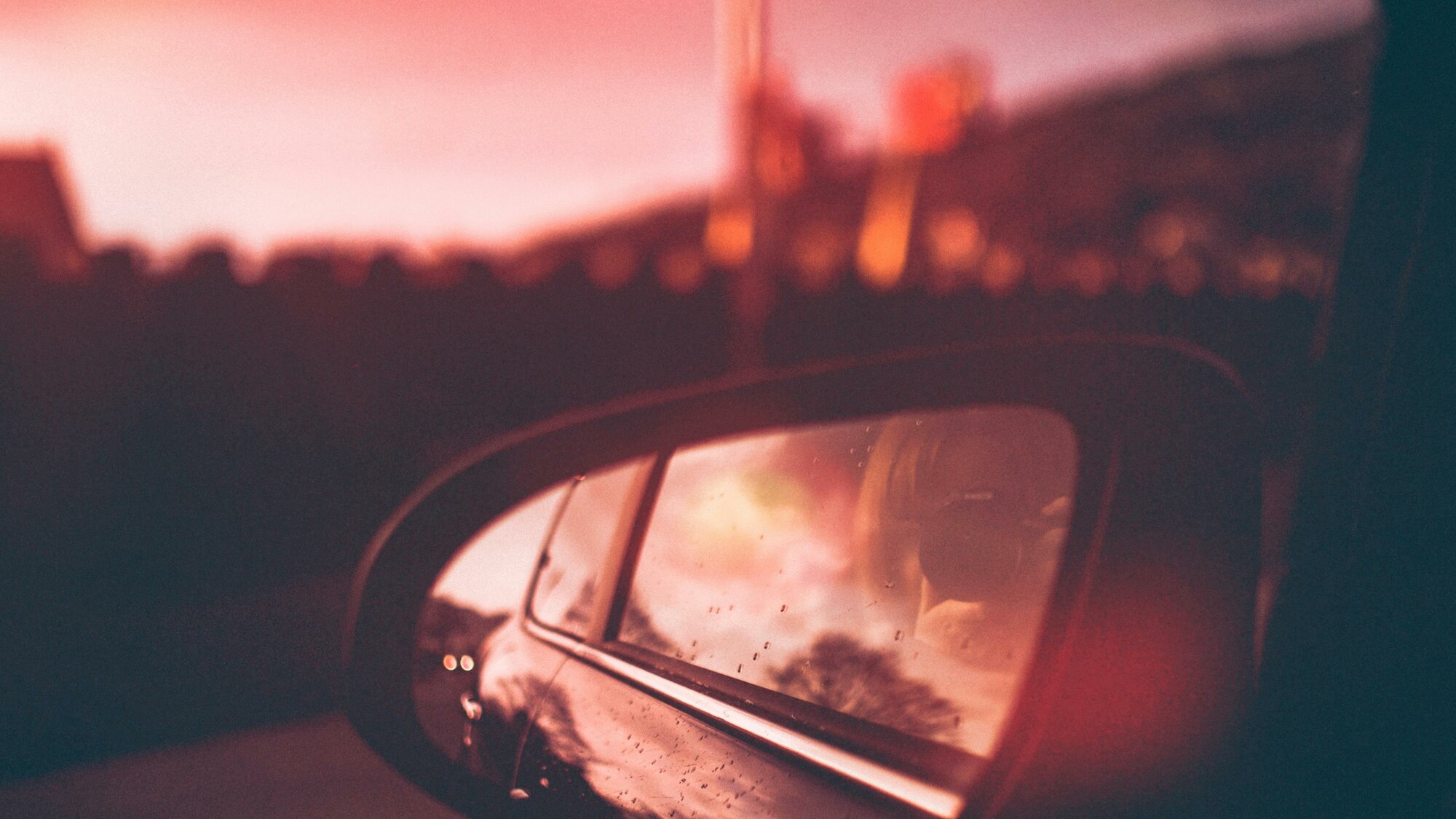 Картина на холсте 60x110 LinxOne "Автомобиль, интерьер для дома / декор на стену / дизайн