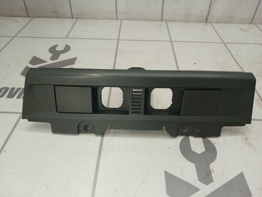 Накладка декоративная Ford Focus 2 05-08