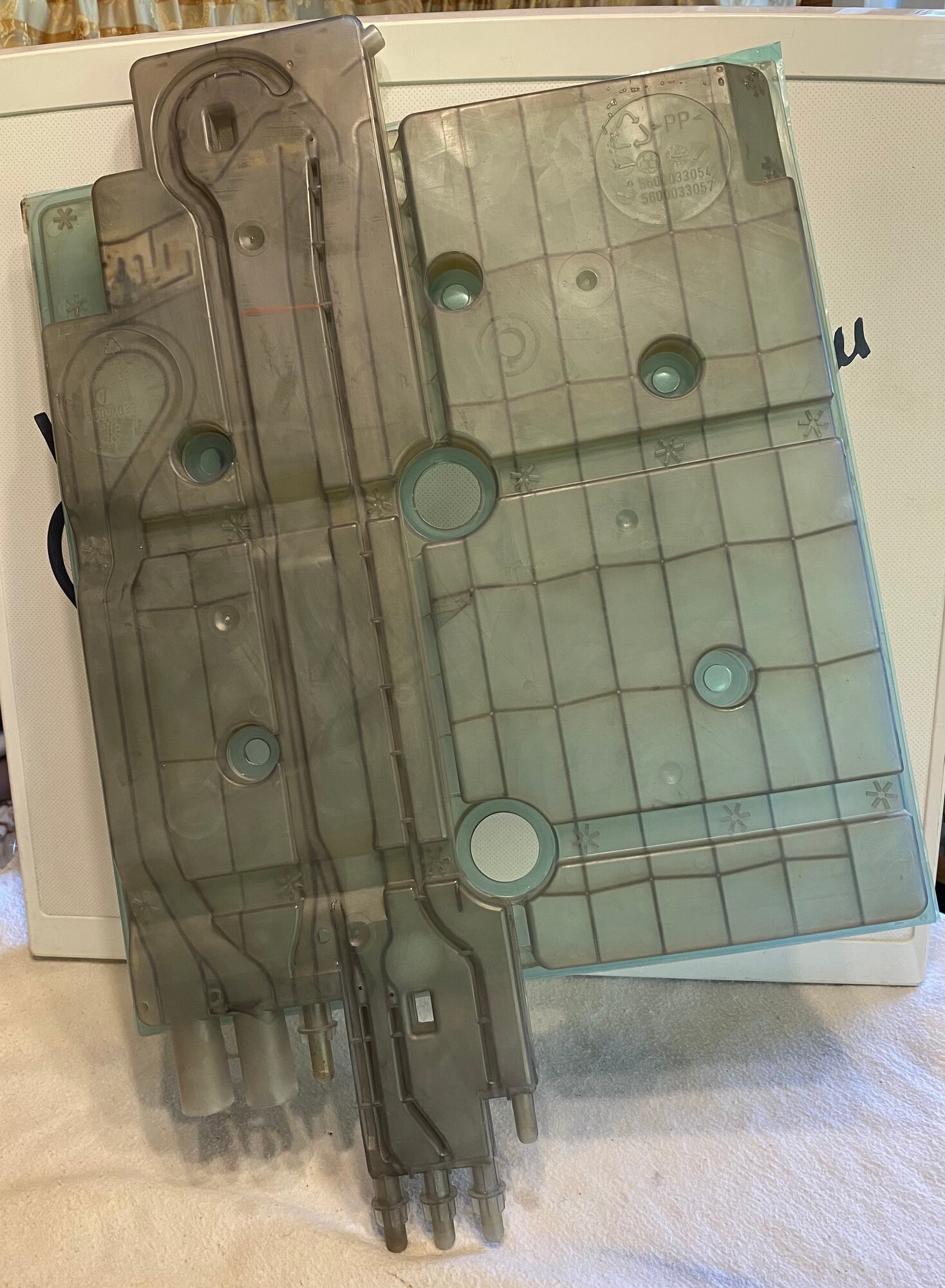 Теплообменник для посудомоечной машины Bosch (Бош), Siemens (Сименс), Neff (Нефф), Gaggenau (Гаггенау) 5600033054/5600033054