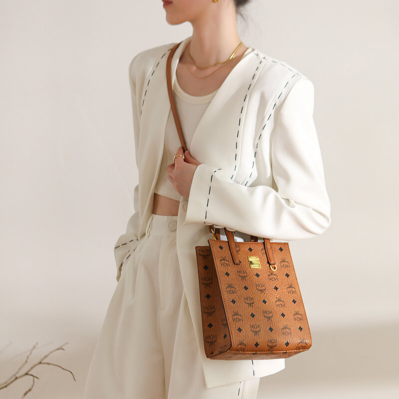 Ремешок женский Luxury Care Artisan Workshop кожаный, коричневый, 101cm-114cm