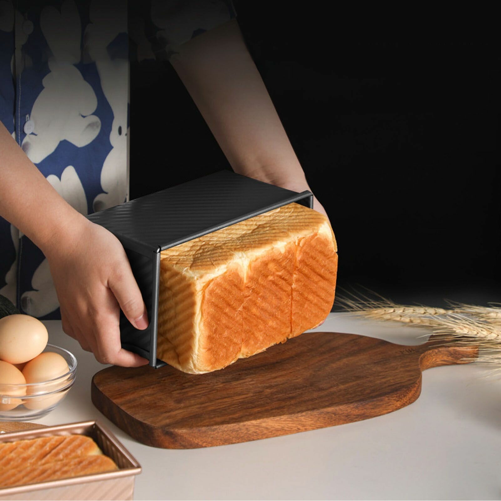 Форма для выпечки хлеба из углеродистой стали, предотвращающая прилипание, легкая форма для выпекания хлеба и тостов с крышкой для выпечки, черный цвет