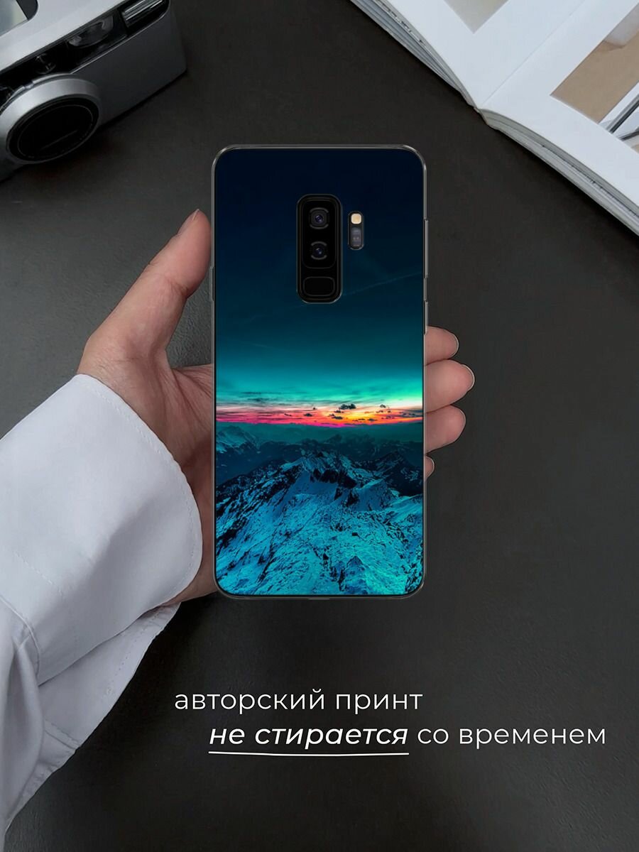 Чехол на Samsung Galaxy S9 + / Самсунг Галакси С9 Плюс с принтом "Закат в горах" — фото 1