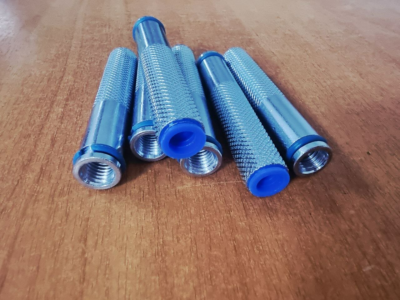 Анкер гильза с внутренней резьбой М10 (м14*80) (9шт-1уп) Wurth, Германия