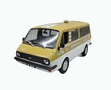 Модель Автомобиля РАФ-2203 / Масштаб 1/43 / Коллекционная