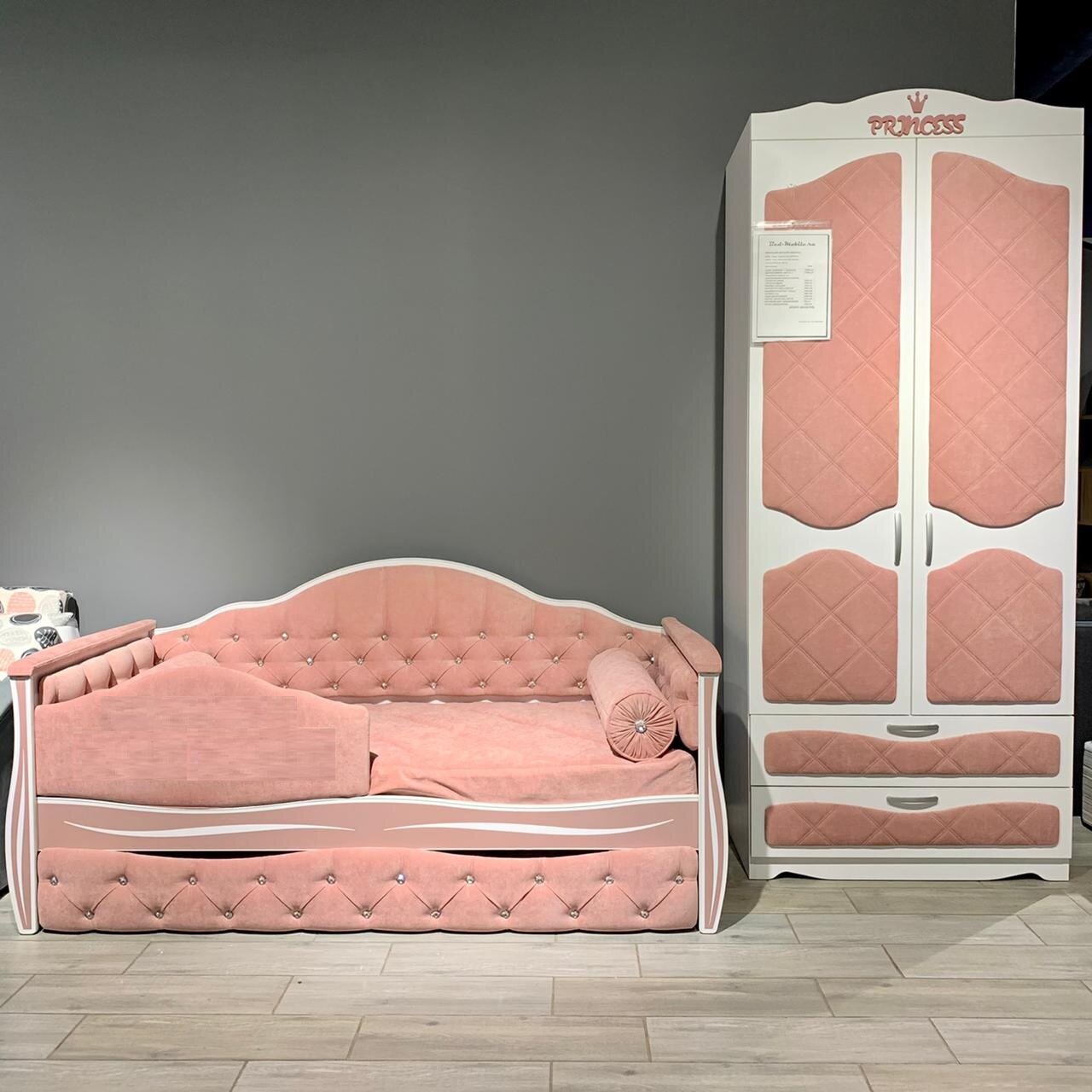 Комплект детской мебели Иллюзия 80х170см. Кровать и бельевой шкаф.