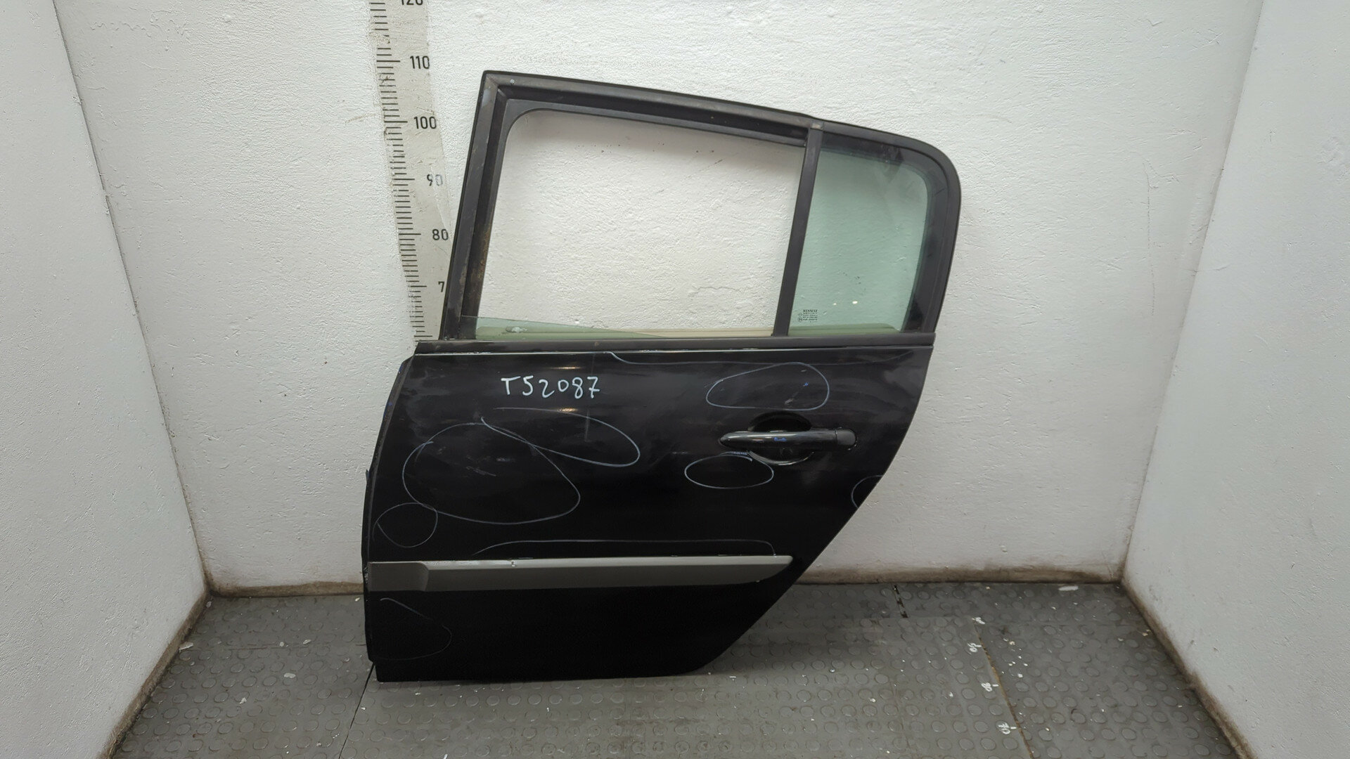 Дверь боковая (легковая) левая задняя Renault Megane 2 Б/У