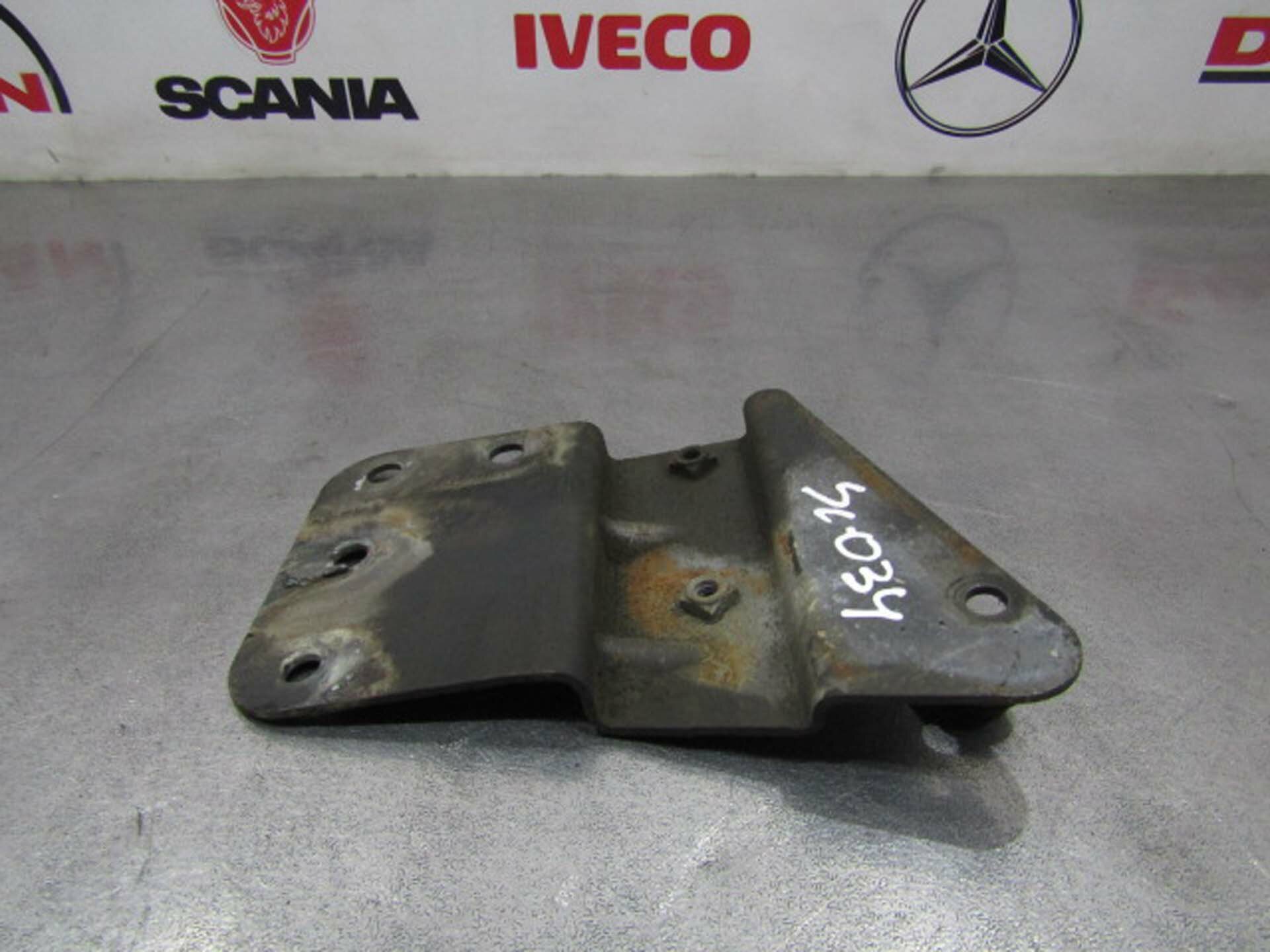 Кронштейн радиатора правый Scania P, G, R