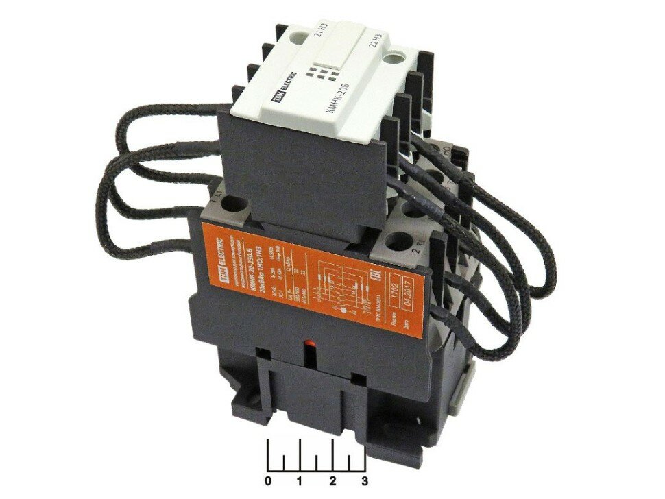 Контактор для коммуникации конденсаторных батарей 220V 25A КМНК-20-230. Б TDM (доп. контакты NO+NC)