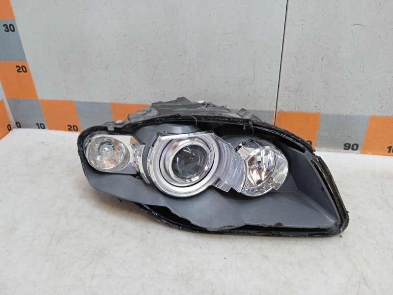 Б/У без стекла, крепление сломано, Ауди А4 Б7 Фара правая Audi A4 2007 B7 335102 VAG арт. 8E0941030BM