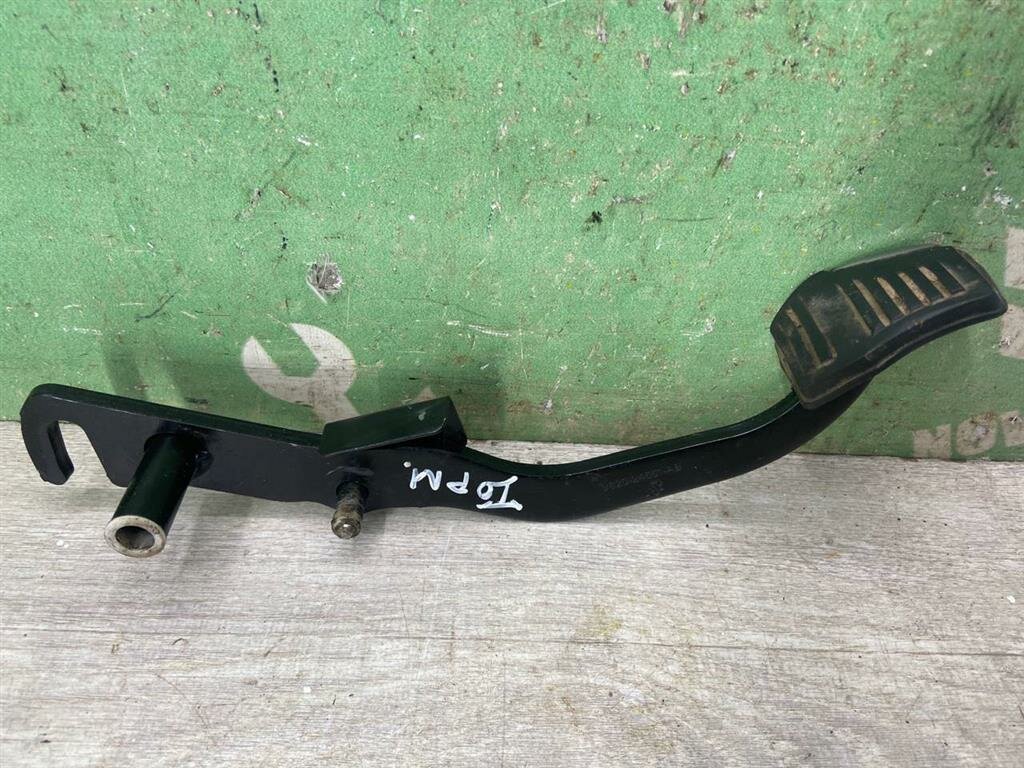 Педаль тормоза Ford Focus 1 1998-2004