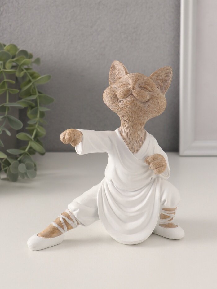 Фигурка полистоун «Кот каратист», 14×7.5×15 см
